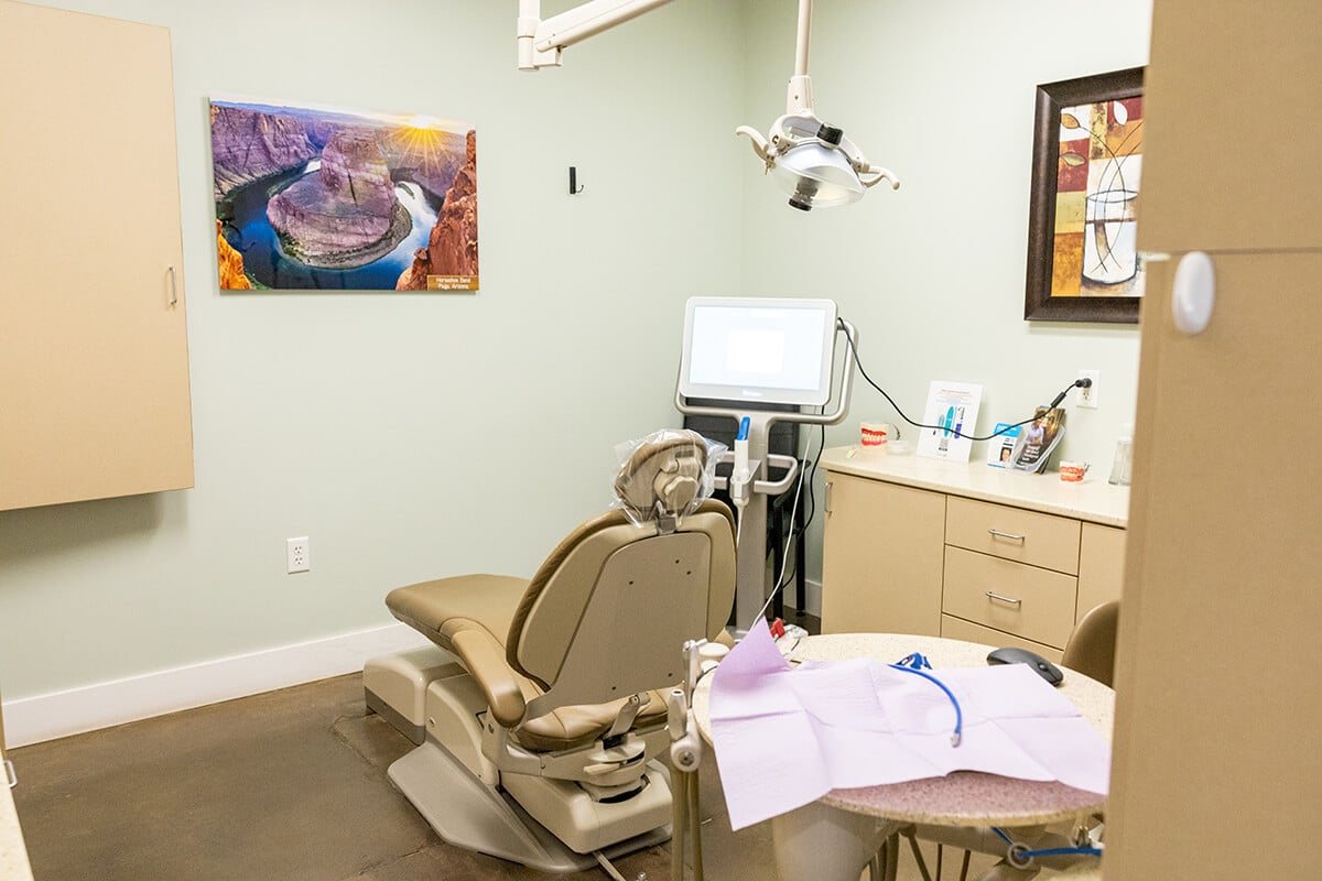 About Us | Dental clinic in North Salt Lake | North Salt Lake Dental